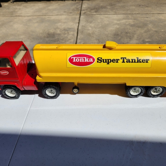 Tonka | Toys | 97s Tonka Super Tanker Semi Truck | Poshmark